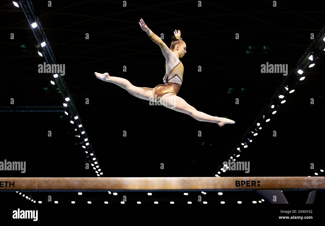 RIMINI - Sara King in action during the women's qualifications at the ...