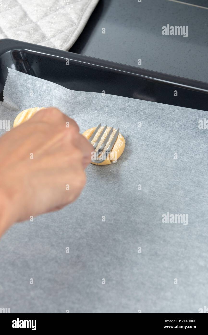 Fork cookie hi-res stock photography and images - Alamy