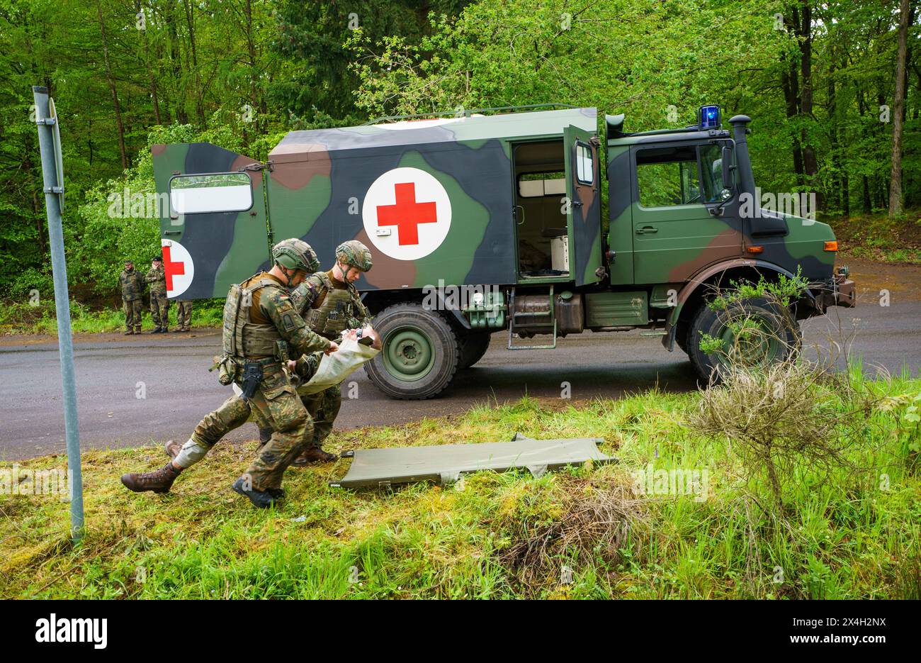 03 May 2024, Rhineland-Palatinate, Kirchheimbolanden: A soldier who has ...