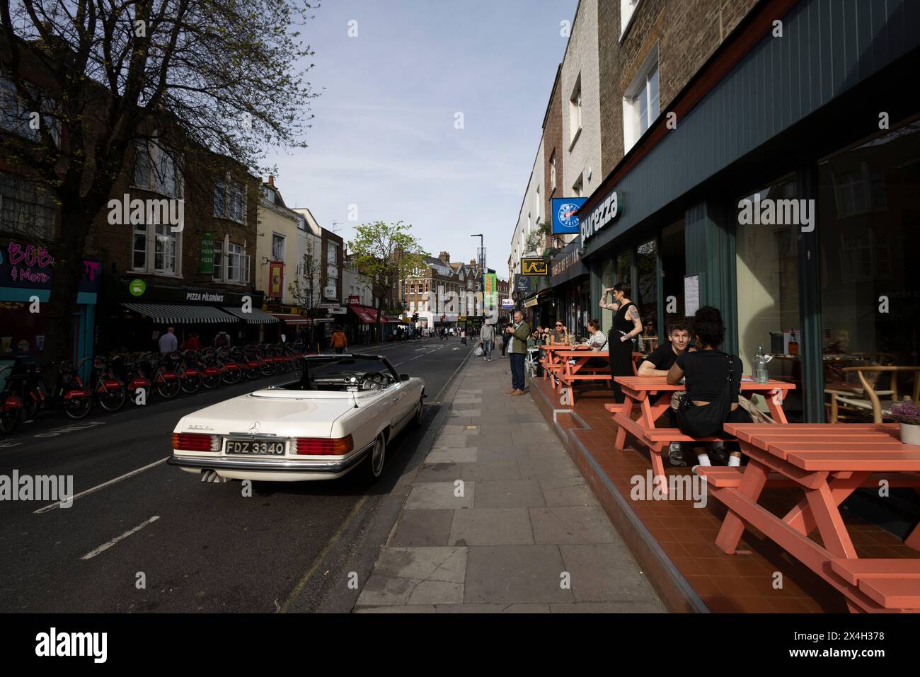 Coolest street london hi-res stock photography and images - Alamy