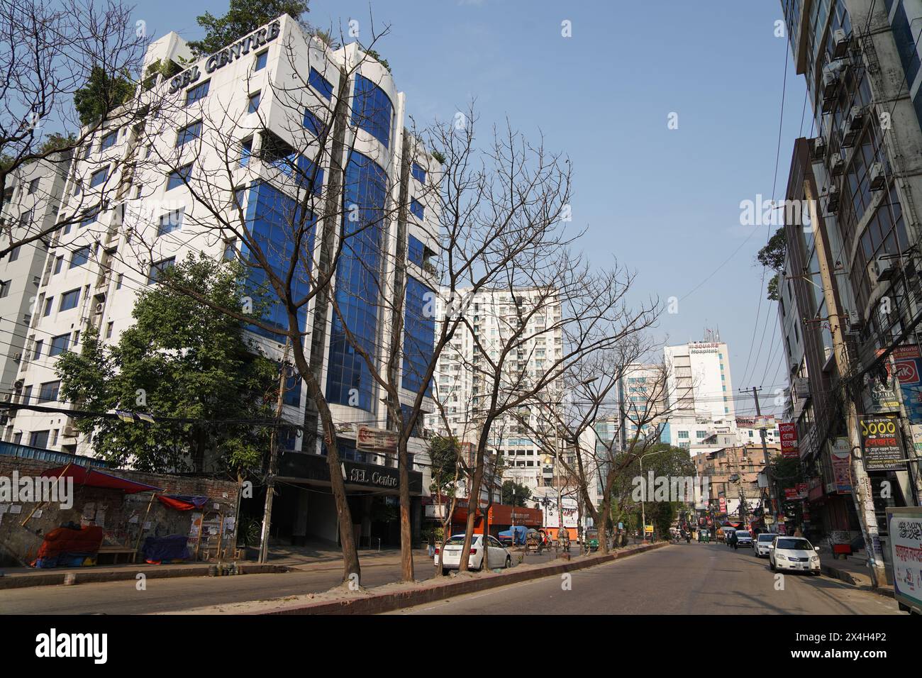 Cityscape with modern buildings. West Panthapath. Dhaka, Bangladesh ...