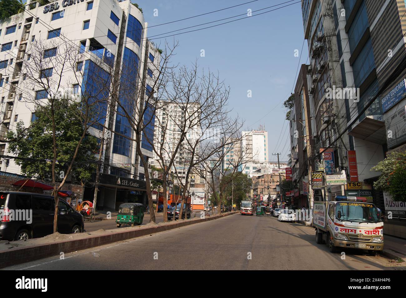 Cityscape with modern buildings. West Panthapath. Dhaka, Bangladesh ...