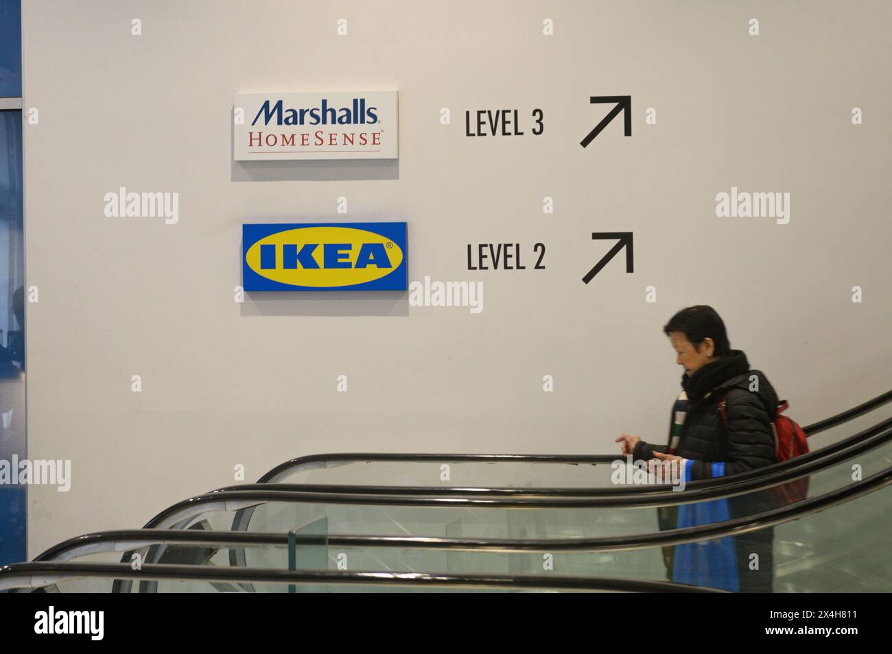 Ikea signboard hi-res stock photography and images - Alamy
