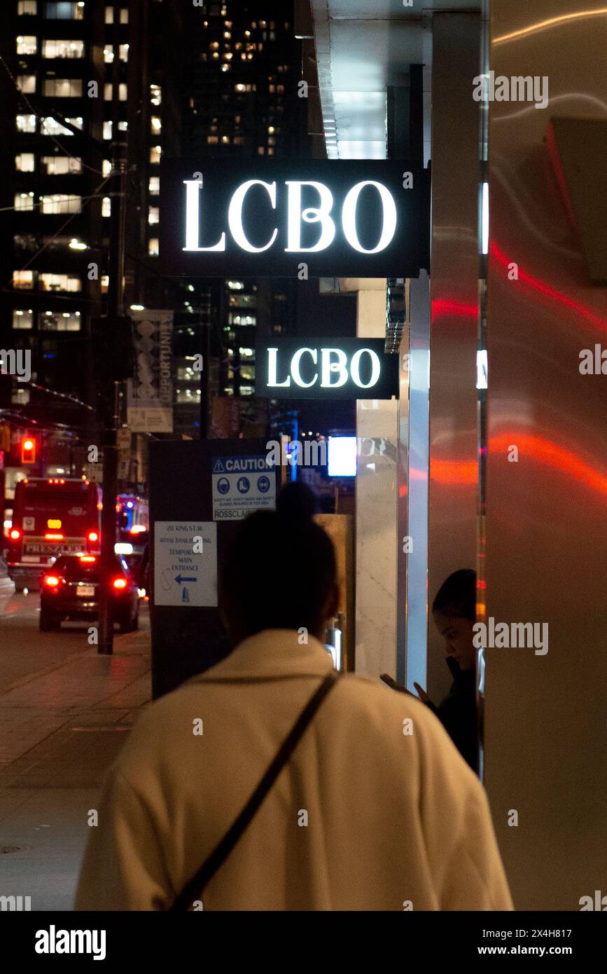 Lcbo logo hi-res stock photography and images - Alamy