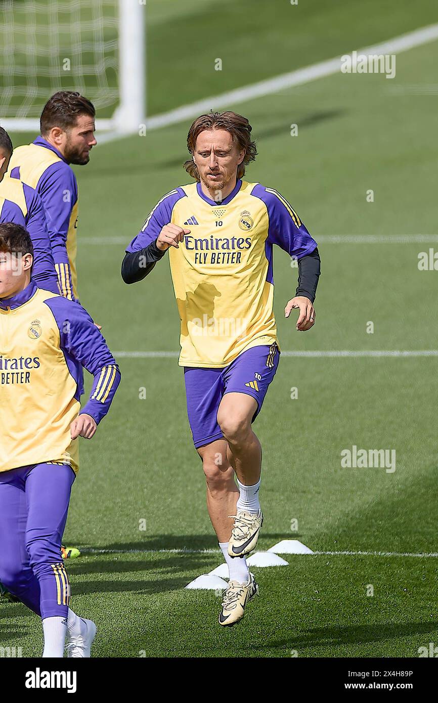 Madrid, Spain. 03rd May, 2024. Luka Modric of Real Madrid CF warms up ...