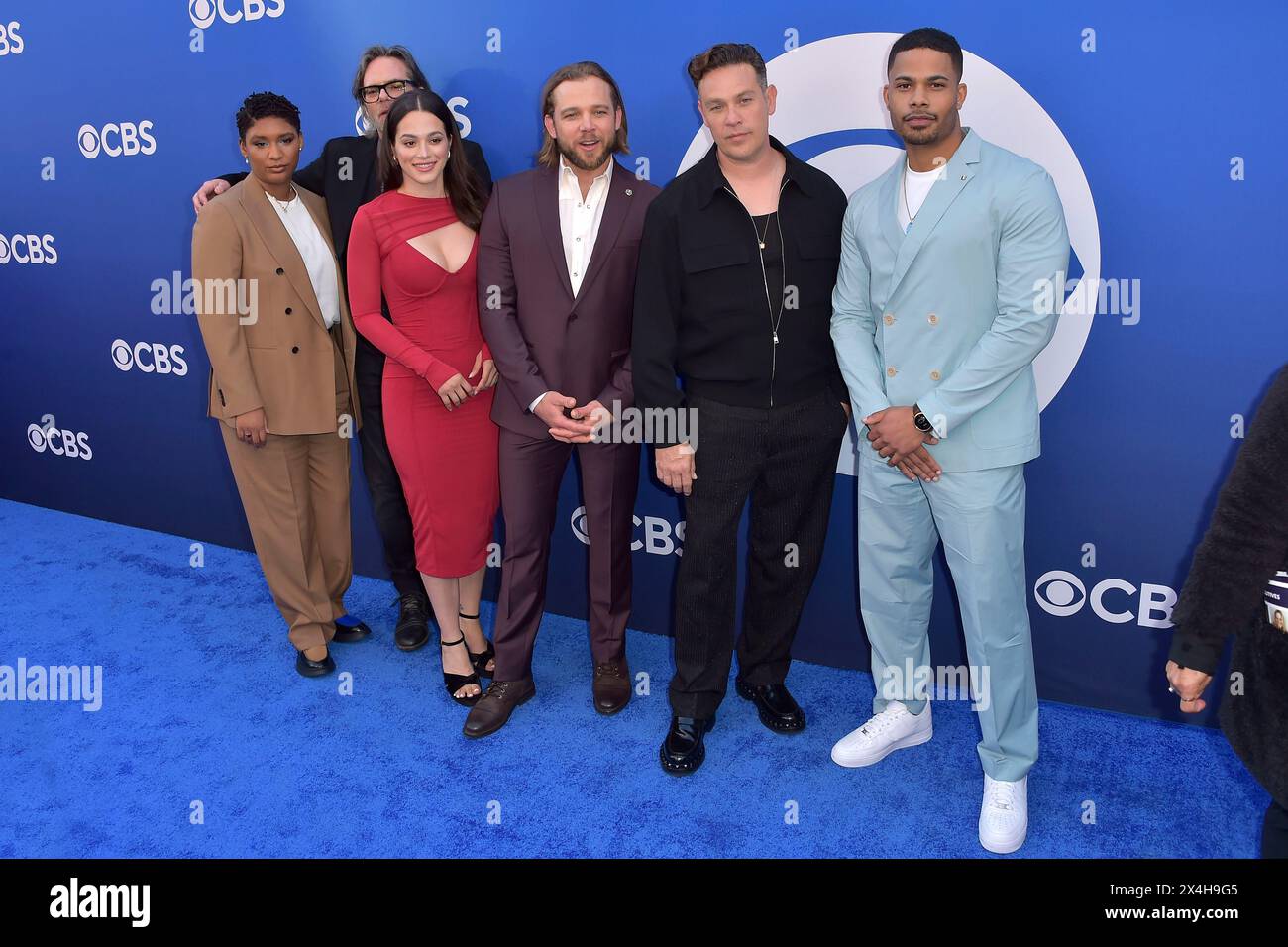 Jules Latimer, Billy Burke, Stephanie Arcila, Max Thieriot, Kevin ...