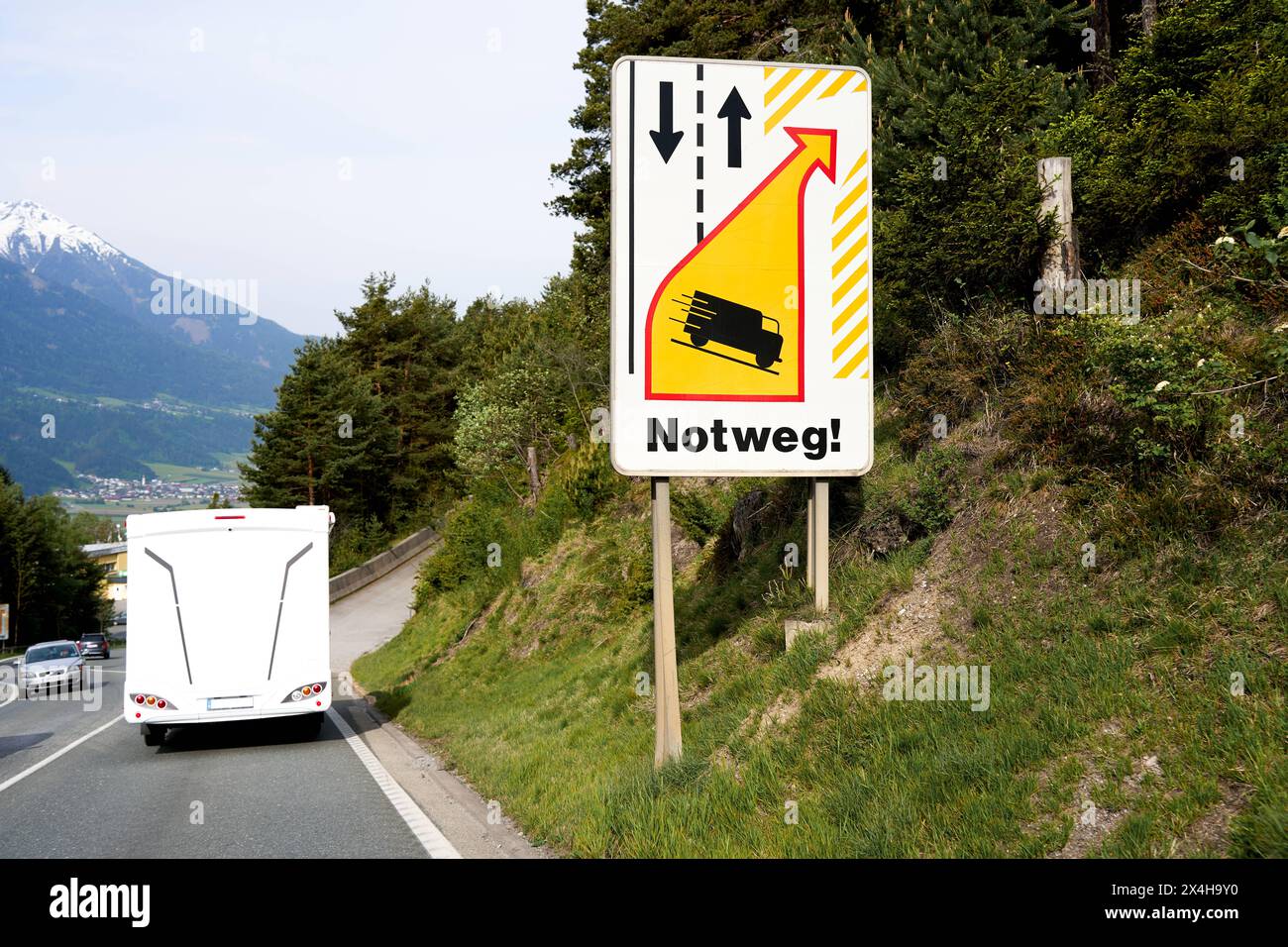 Fahrerhilfe hi-res stock photography and images - Alamy
