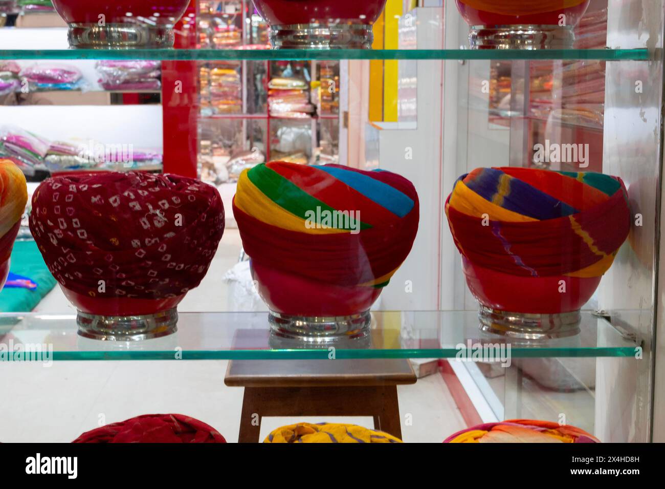 Customary headwear hi-res stock photography and images - Alamy