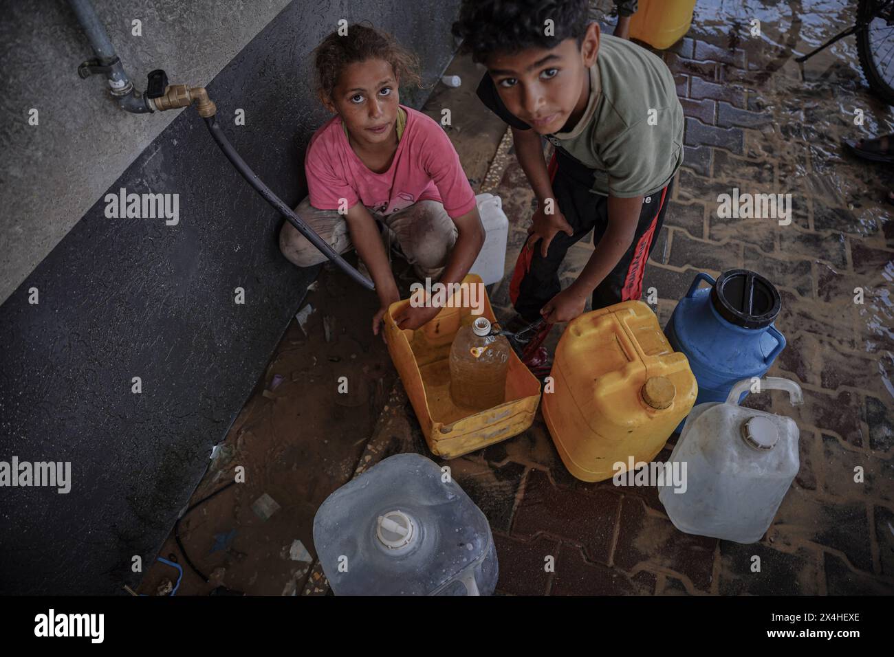 Gaza water desalination hi-res stock photography and images - Alamy