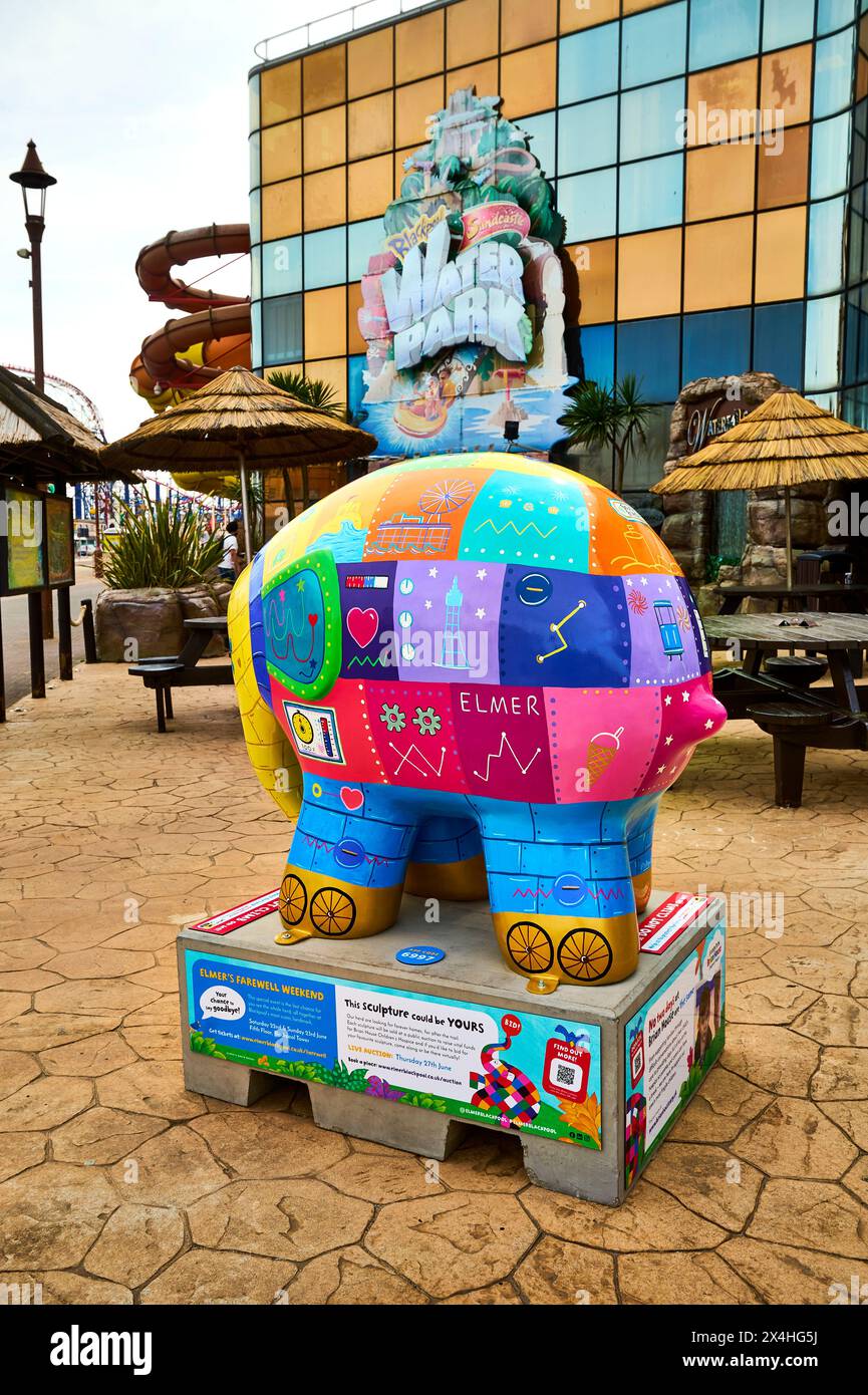 Elmer the patchwork elephants Big Blackpool Parade in aid of a local ...