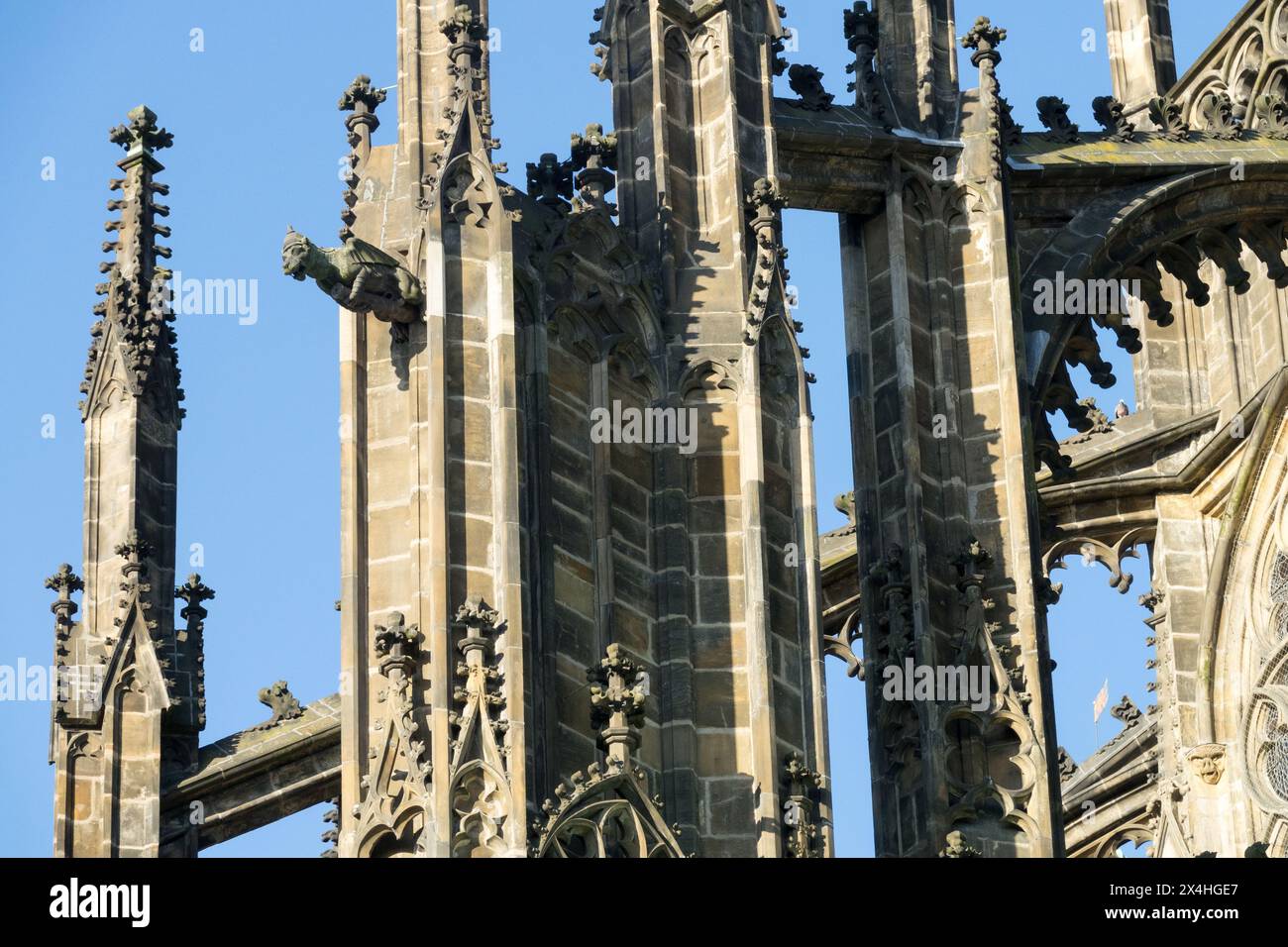 Flying buttress hi-res stock photography and images - Alamy