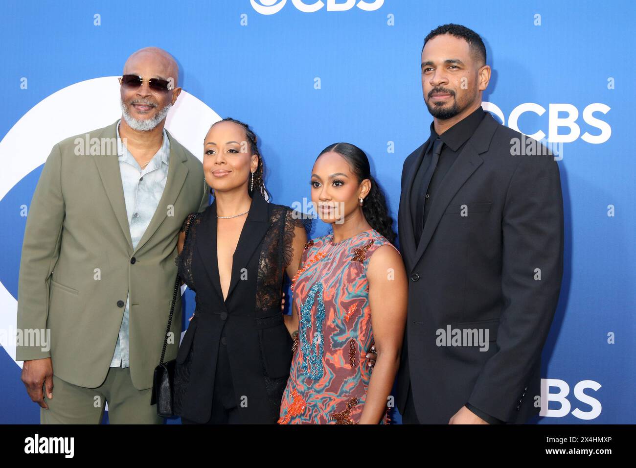 LOS ANGELES - MAY 2: Damon Wayans, Essence Atkins, Tetona Jackson ...