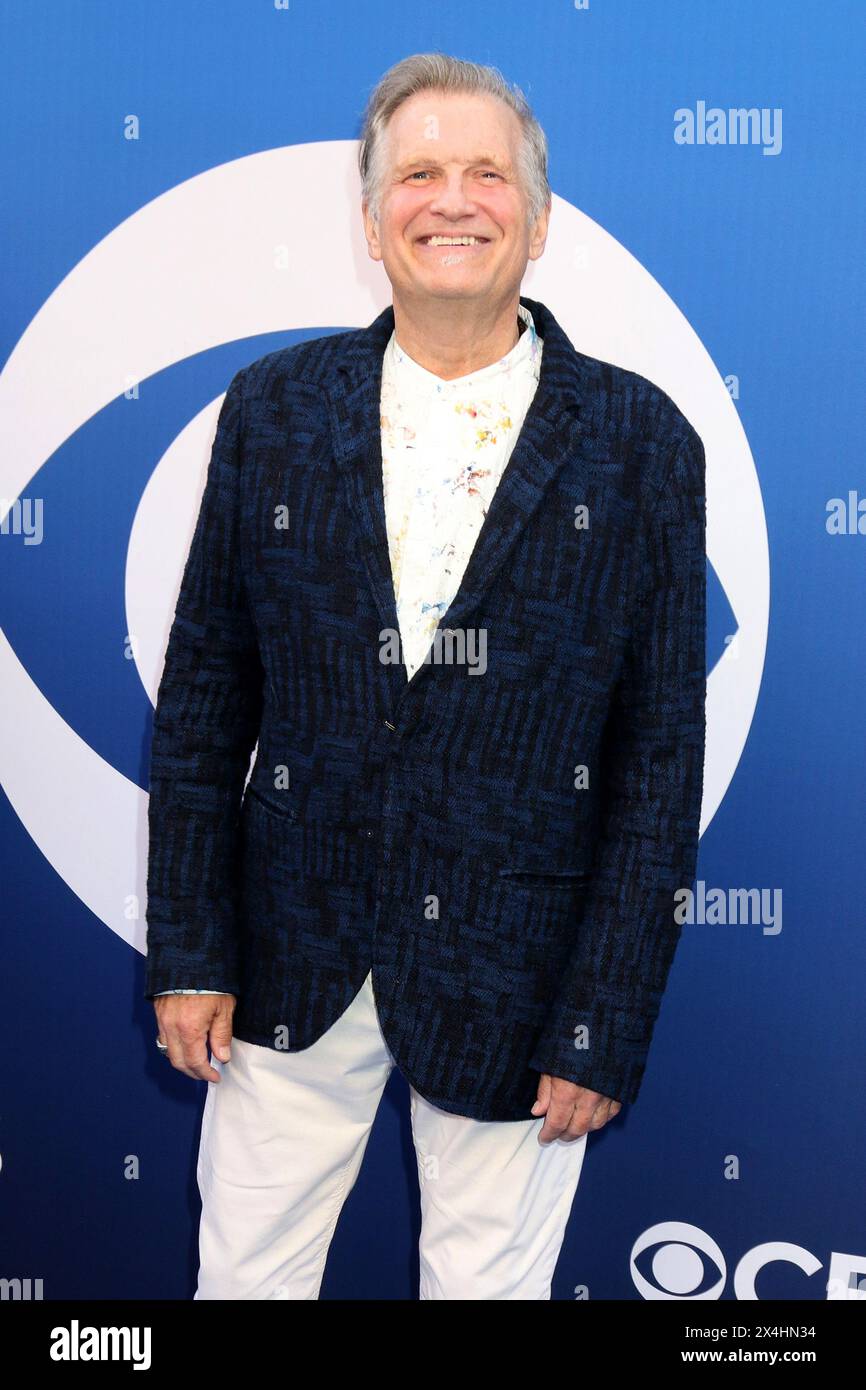 LOS ANGELES - MAY 2: Drew Carey at the CBS Fall Preview Party at the ...