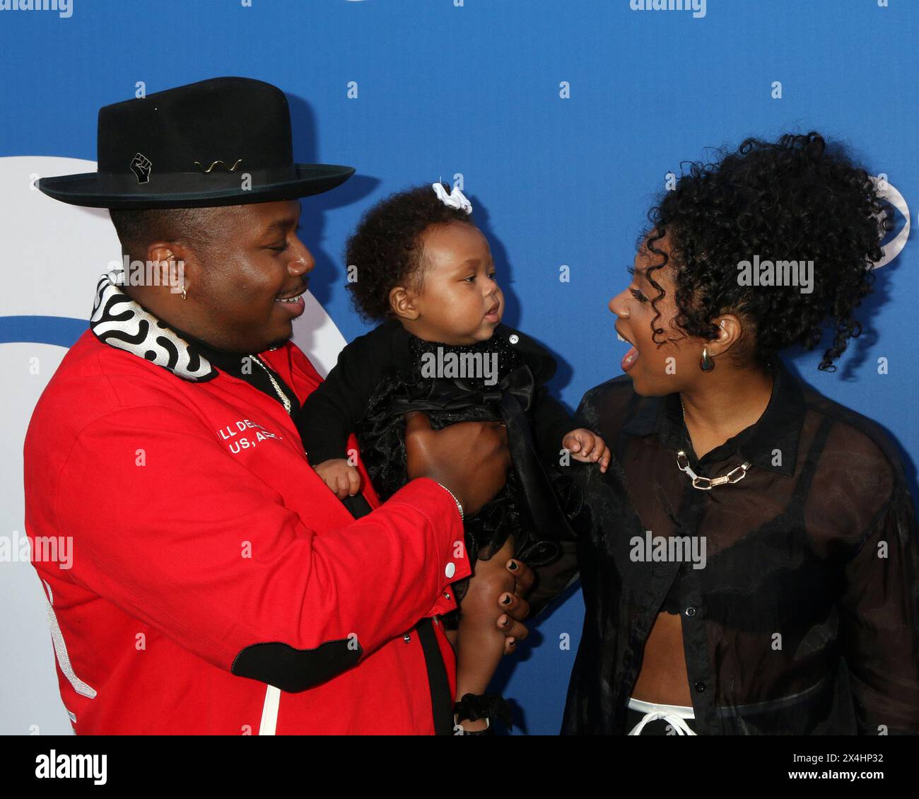 LOS ANGELES - MAY 2: Marcel Spears, Nola Spears, Sarah Francis Jones at ...