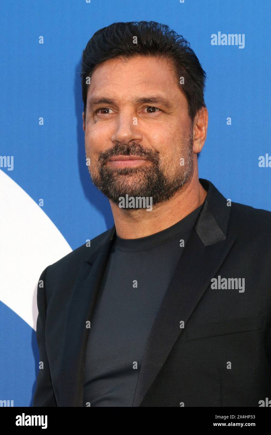 LOS ANGELES - MAY 2: Manu Bennett at the CBS Fall Preview Party at the ...