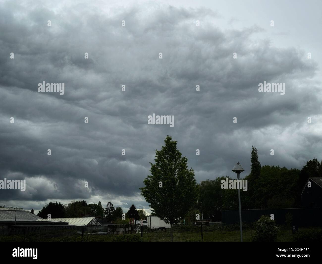 Egley Road, Woking. 03rd May 2024. An unsettled afternoon for the Home ...