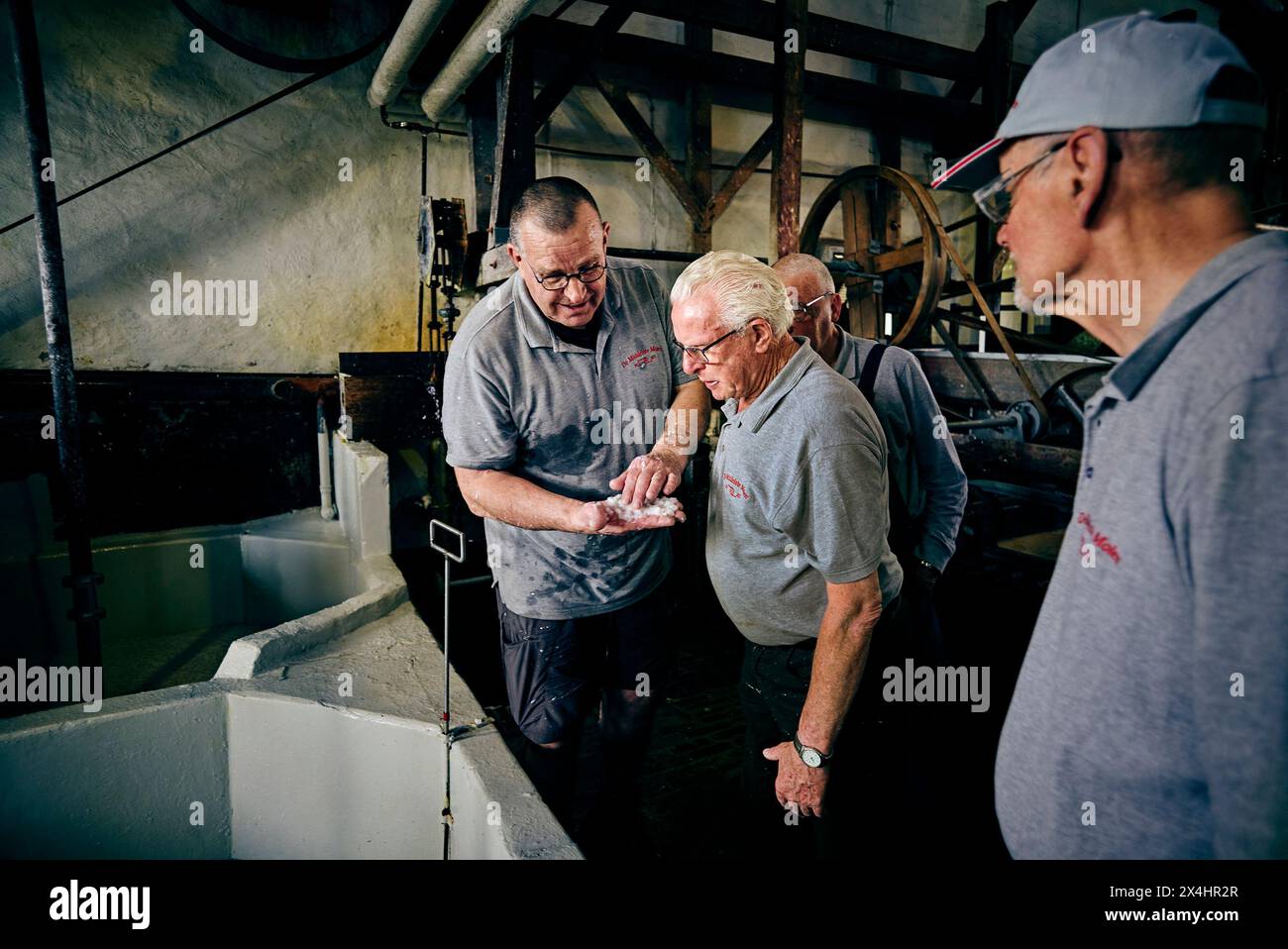Checking the quality of the pulp before it goes through the press ...
