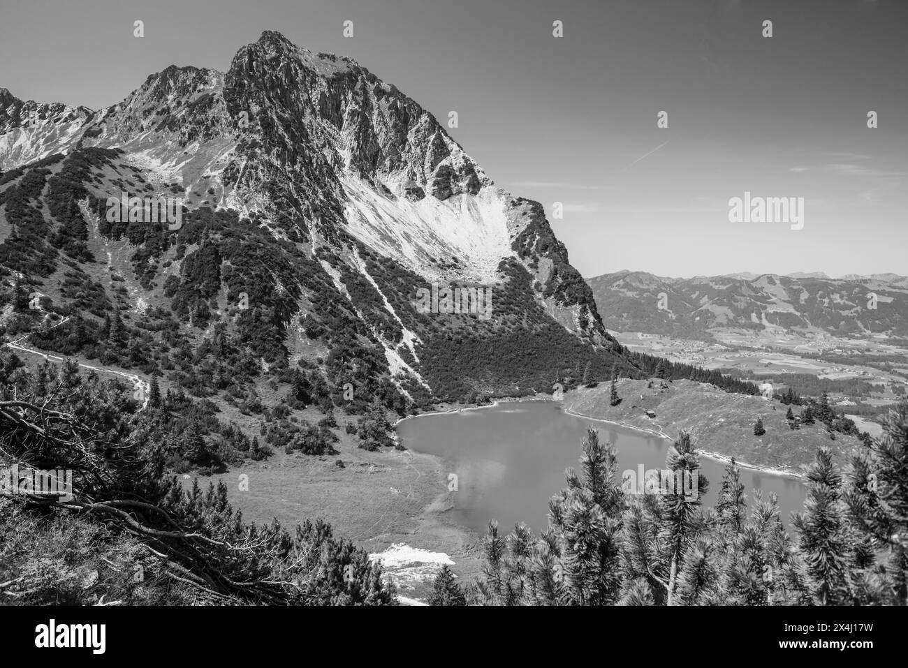 Lower Gaisalpsee, behind it the Rubihorn, 1957 m, Allgaeu Alps, Allgaeu ...