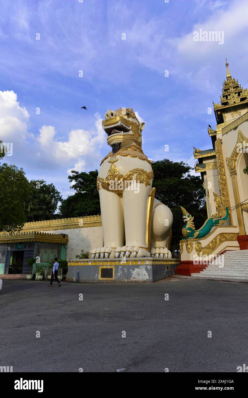 Entrance area, Shwedagon Pagoda, Yangon, Myanmar, Asia, Detailed view ...