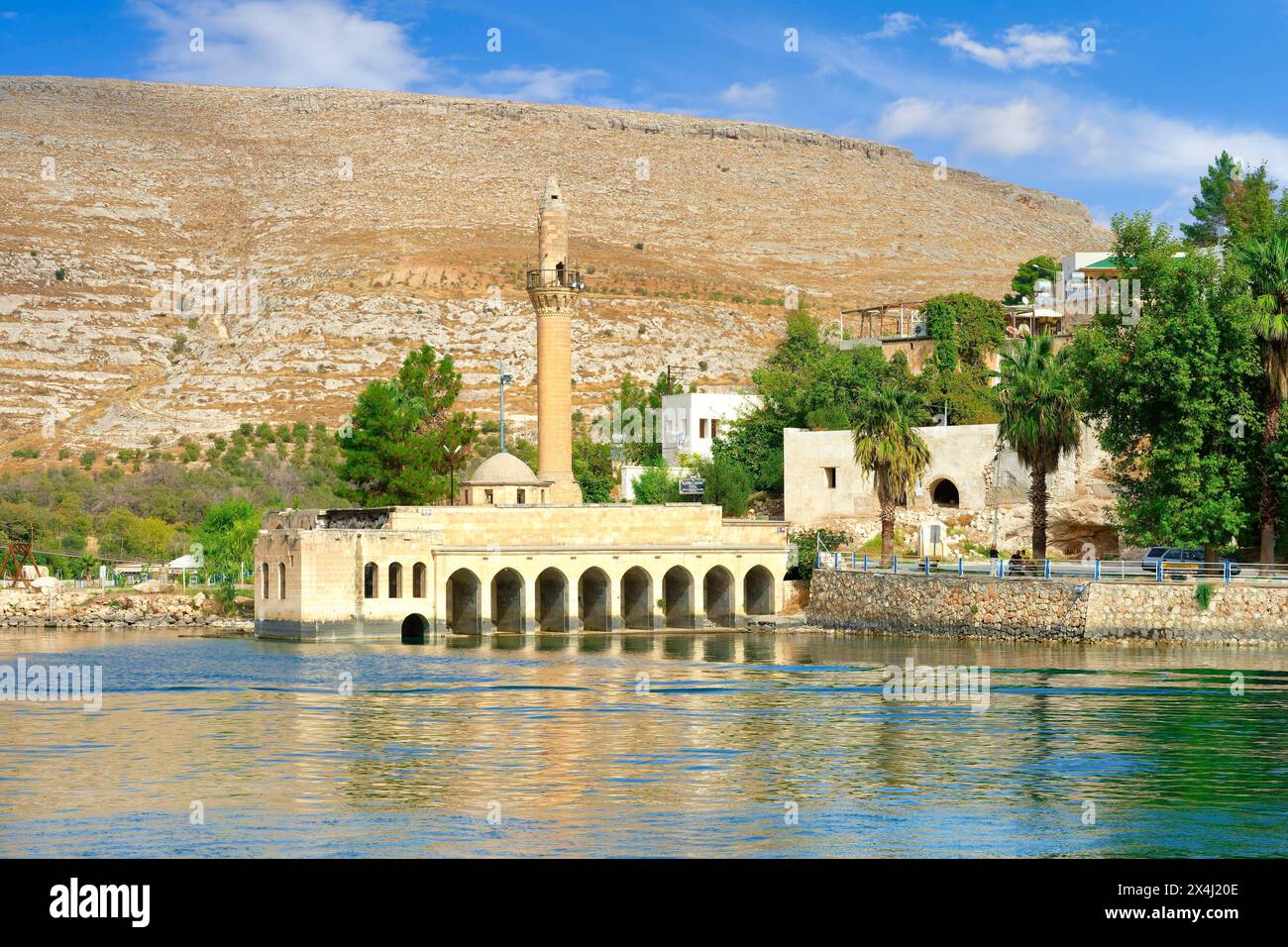 Submerged construction hi-res stock photography and images - Alamy