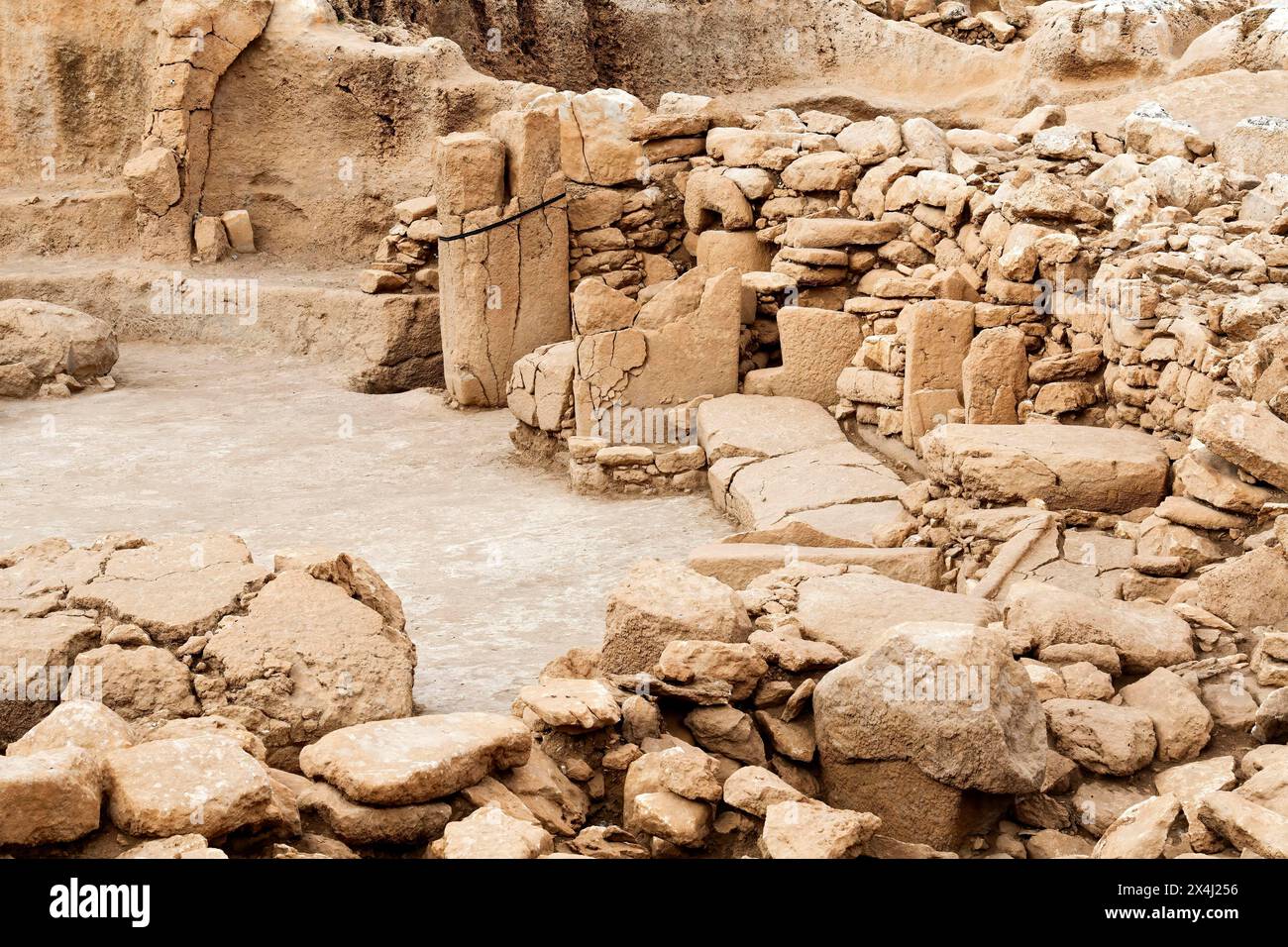 Neolithic archaeological site of Karahan Tepe, Circular stone structure ...