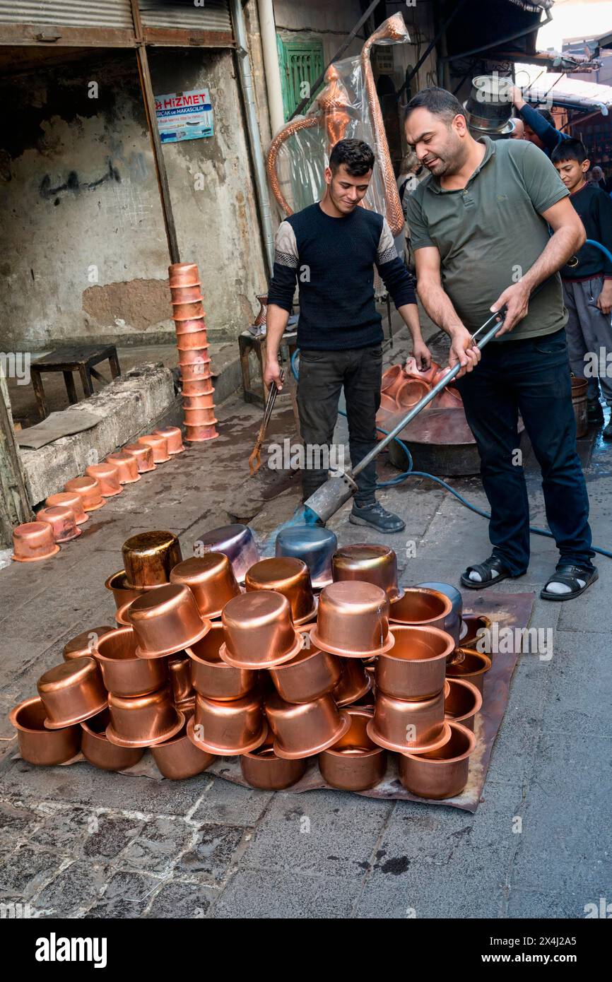 Bleach containers hi-res stock photography and images - Alamy