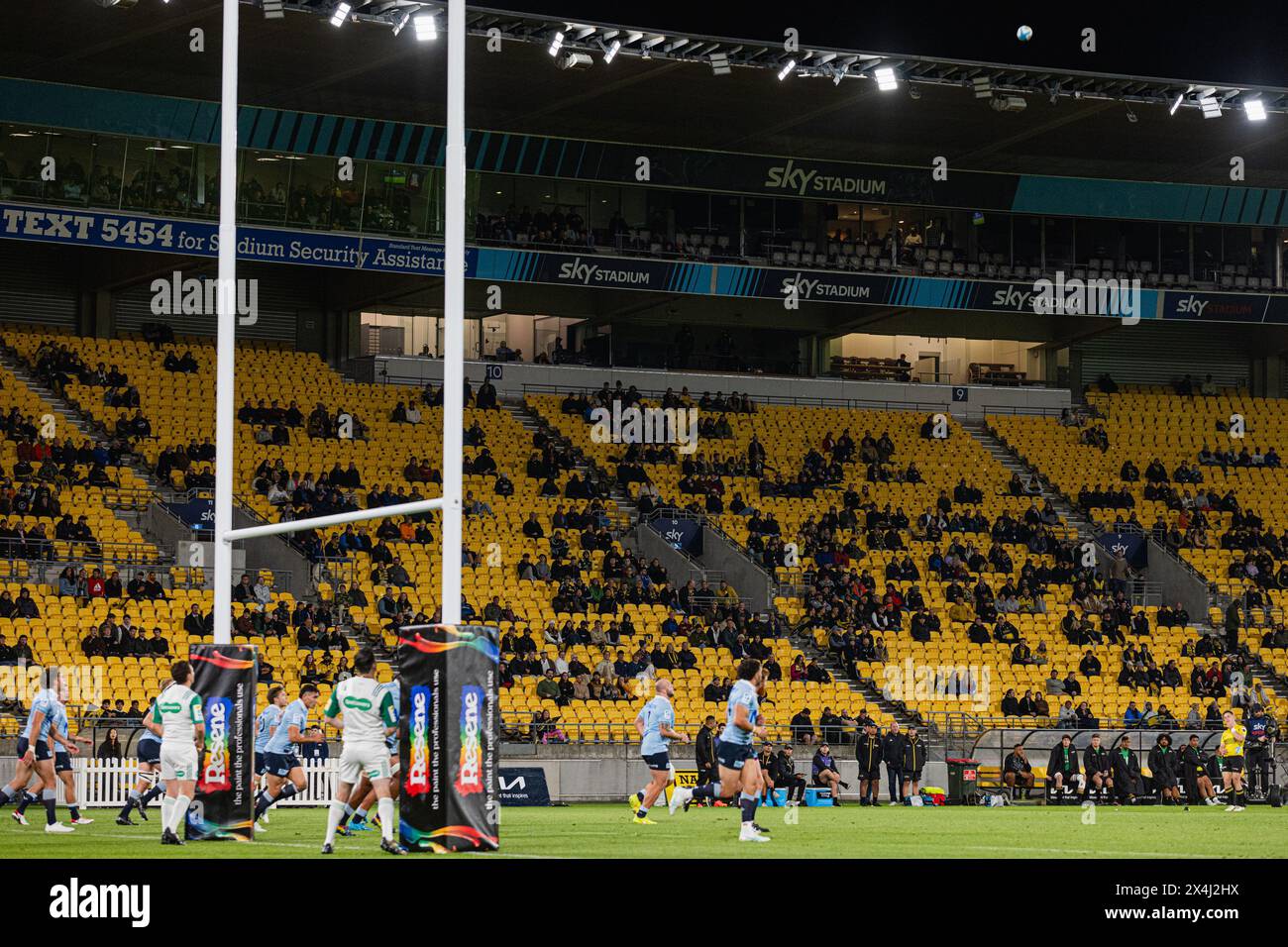 Wellington, New Zealand, 3 May, 2024. Brett Cameron of the Hurricanes ...
