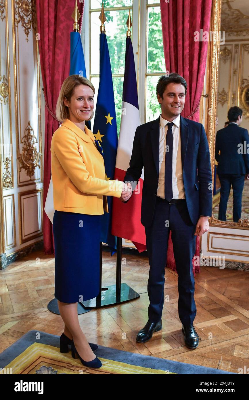 French Prime Minister Gabriel Attal (R) welcomes Prime Minister of ...