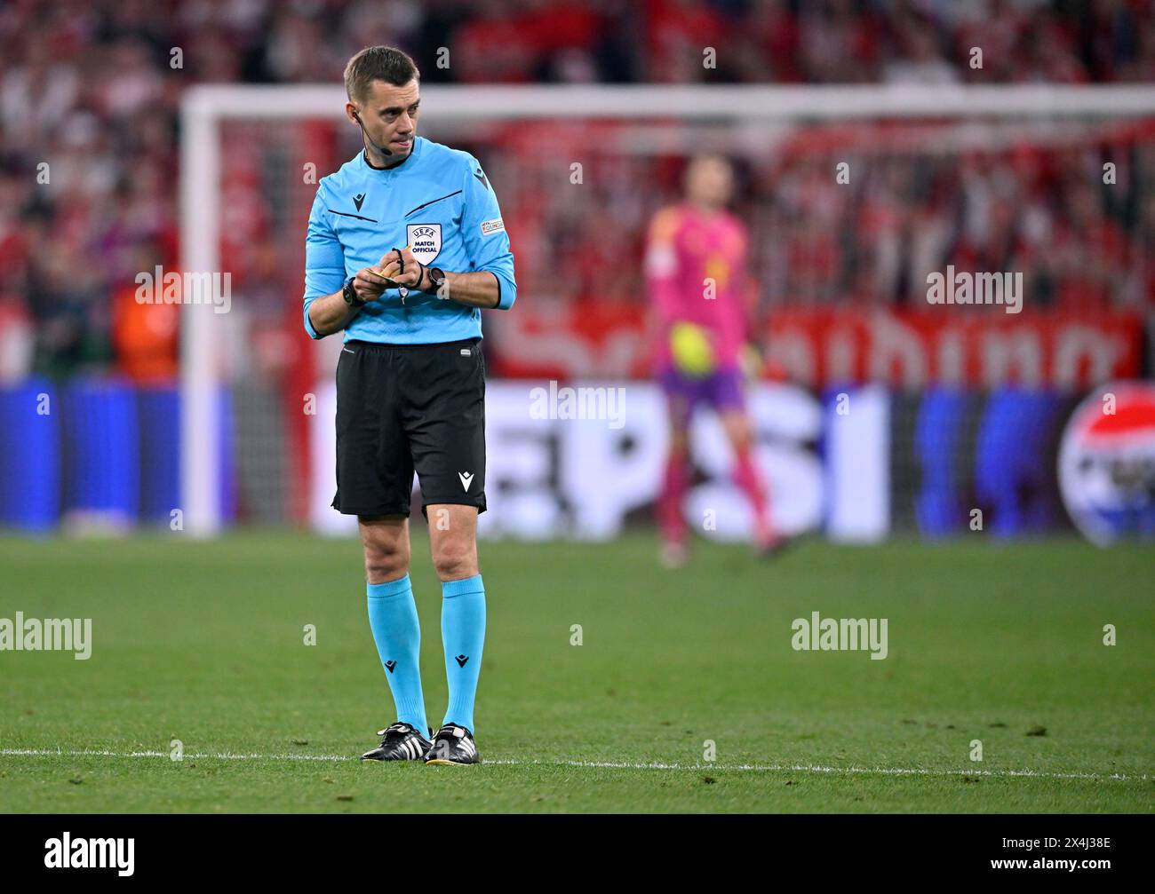 Football caution yellow card hi-res stock photography and images - Alamy