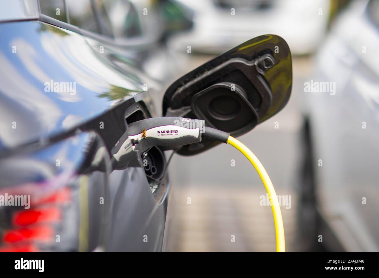 Electric cars at charging stations, Dresden, Saxony, Germany Stock ...