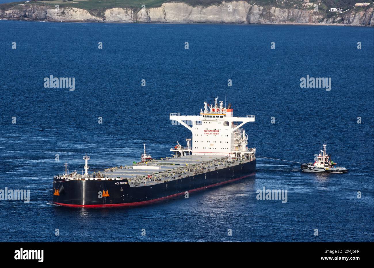 Vessel, GCL Dunkirk, solids bulk carrier, performing docking maneuvers ...