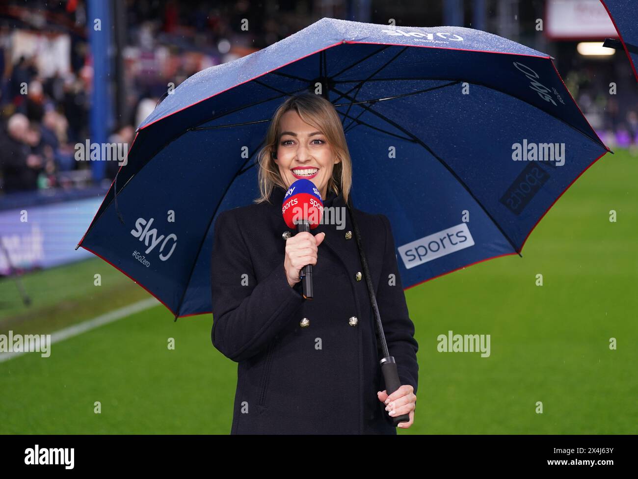 Sky Sports Presenter Kelly Cates Before The Premier League Match At