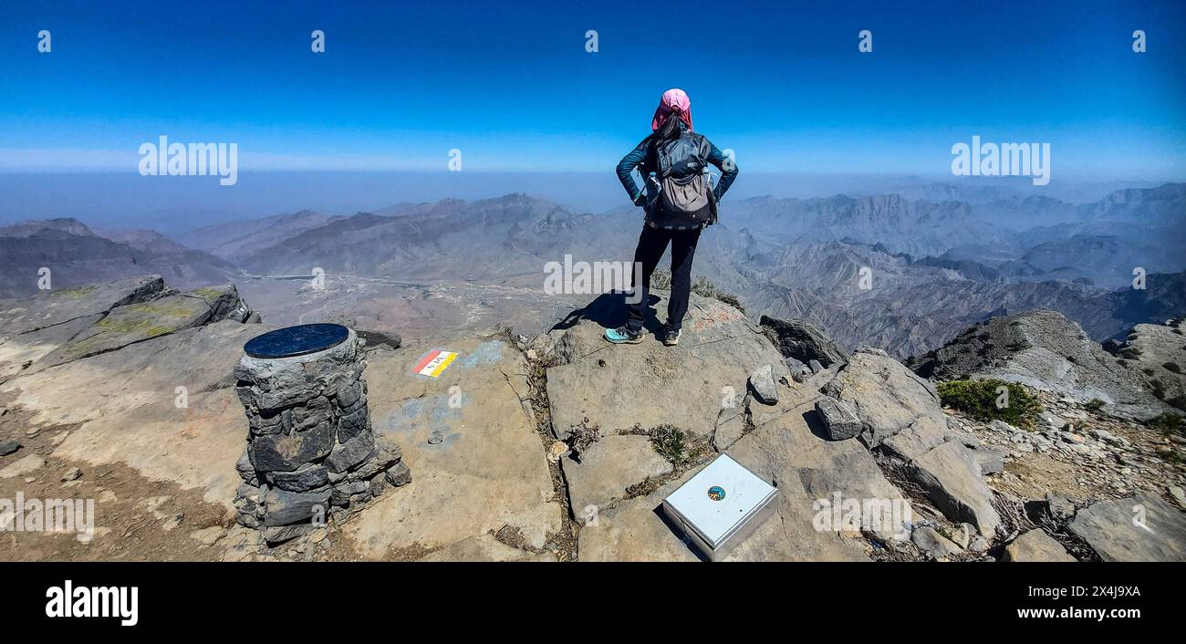 On the summit of Jebel Shams (2997 meters), highest peak in Oman Stock ...