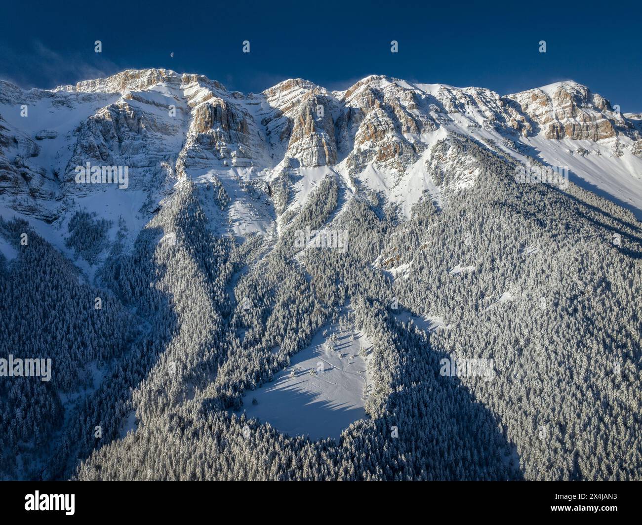 Cielo despejado luna hi-res stock photography and images - Alamy
