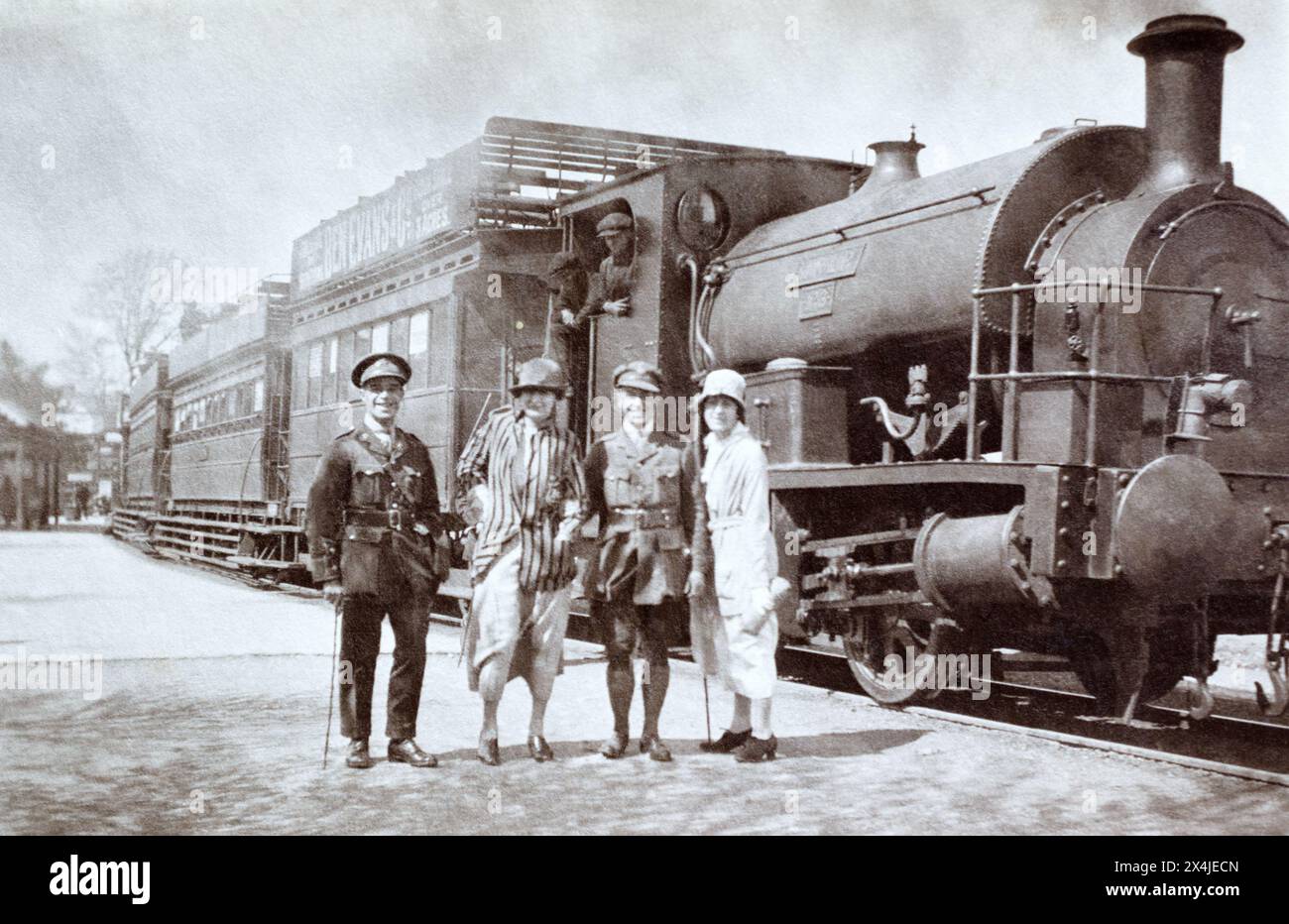 British ww1 uniform officers hi-res stock photography and images - Alamy