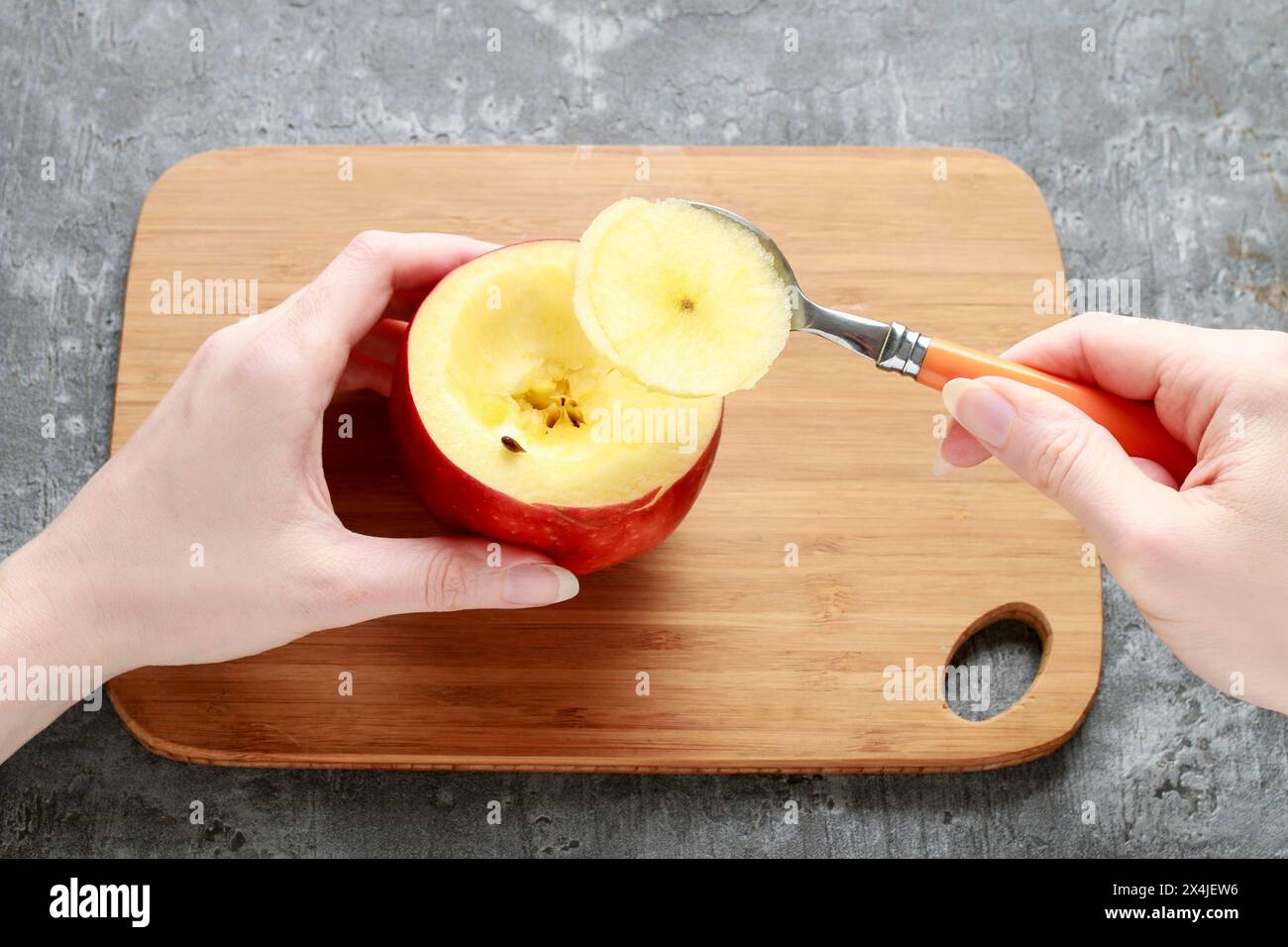 How to make christmas apples stuffed with dried fruits in honey ...