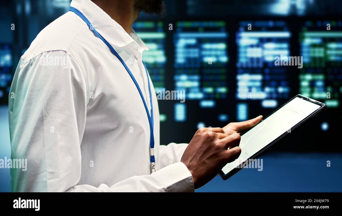 Server rigs hi-res stock photography and images - Alamy