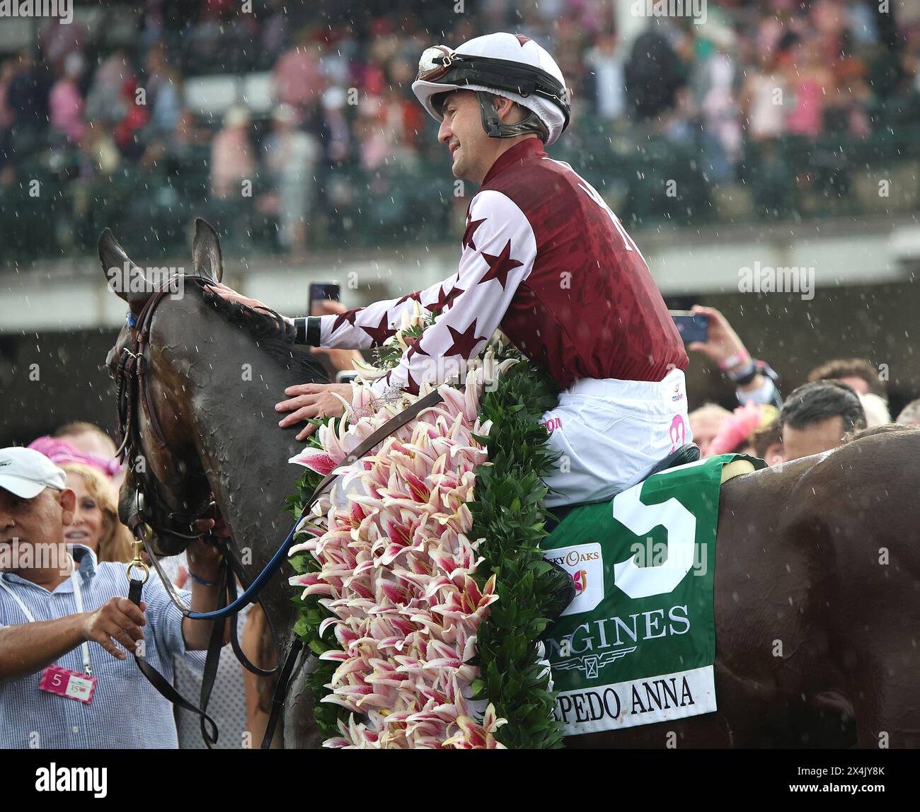 Jockey brian hernandez jr hi-res stock photography and images - Alamy