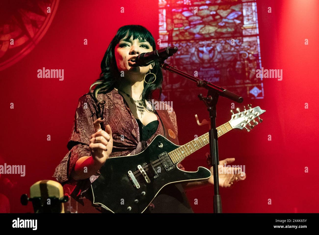 Grace Bond Performing with When Rivers Meet at Saint Lukes in Glasgow ...