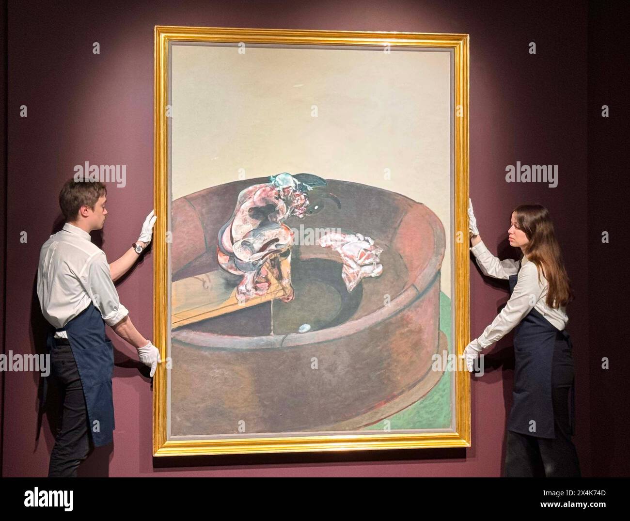 Portrait of george dyer crouching hi-res stock photography and images ...