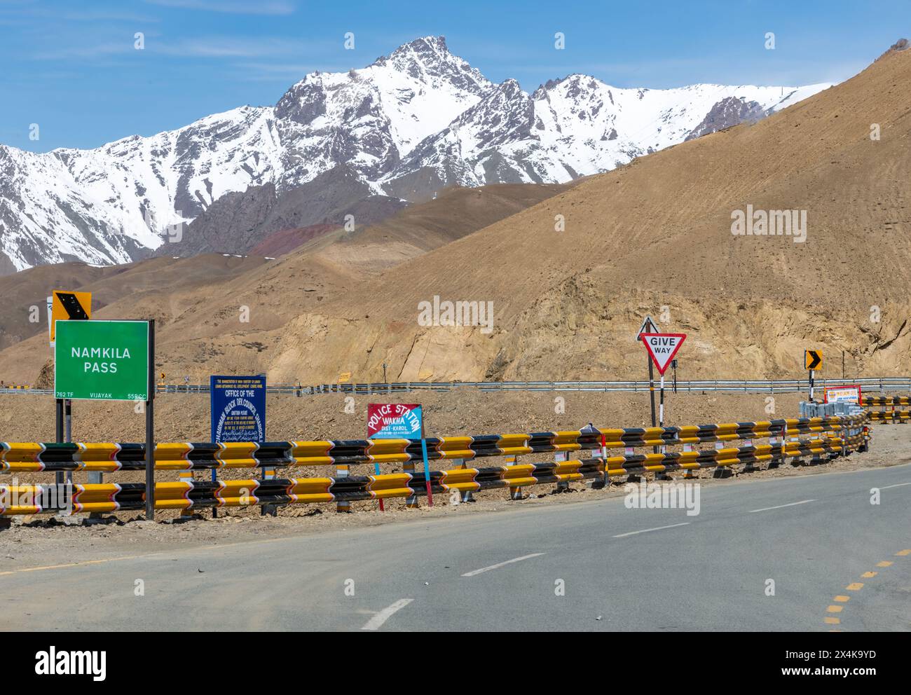 Namkila Pass on India's National Highway One in the Ladakh region Stock ...