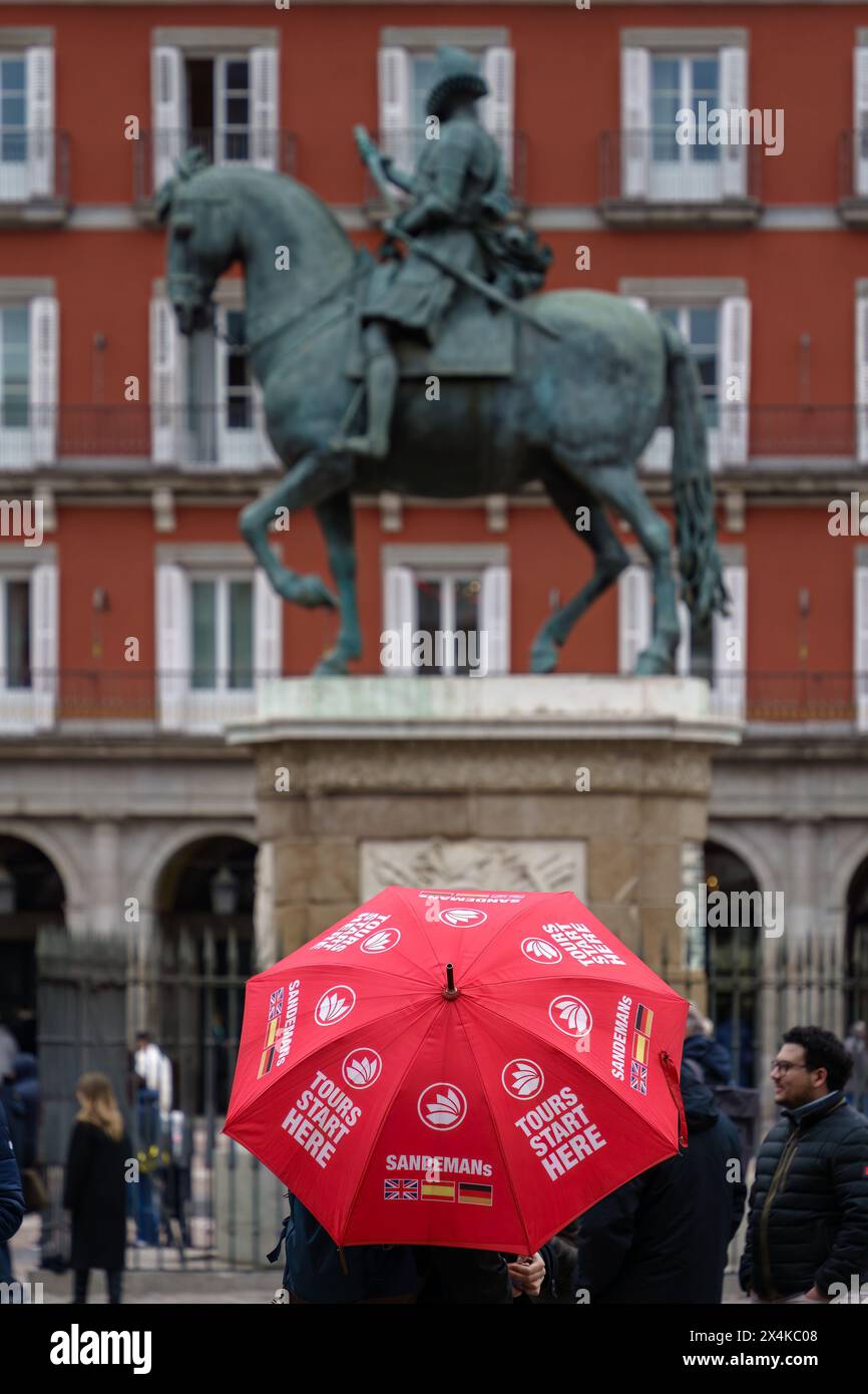 Umbrella tour guide hi-res stock photography and images - Alamy