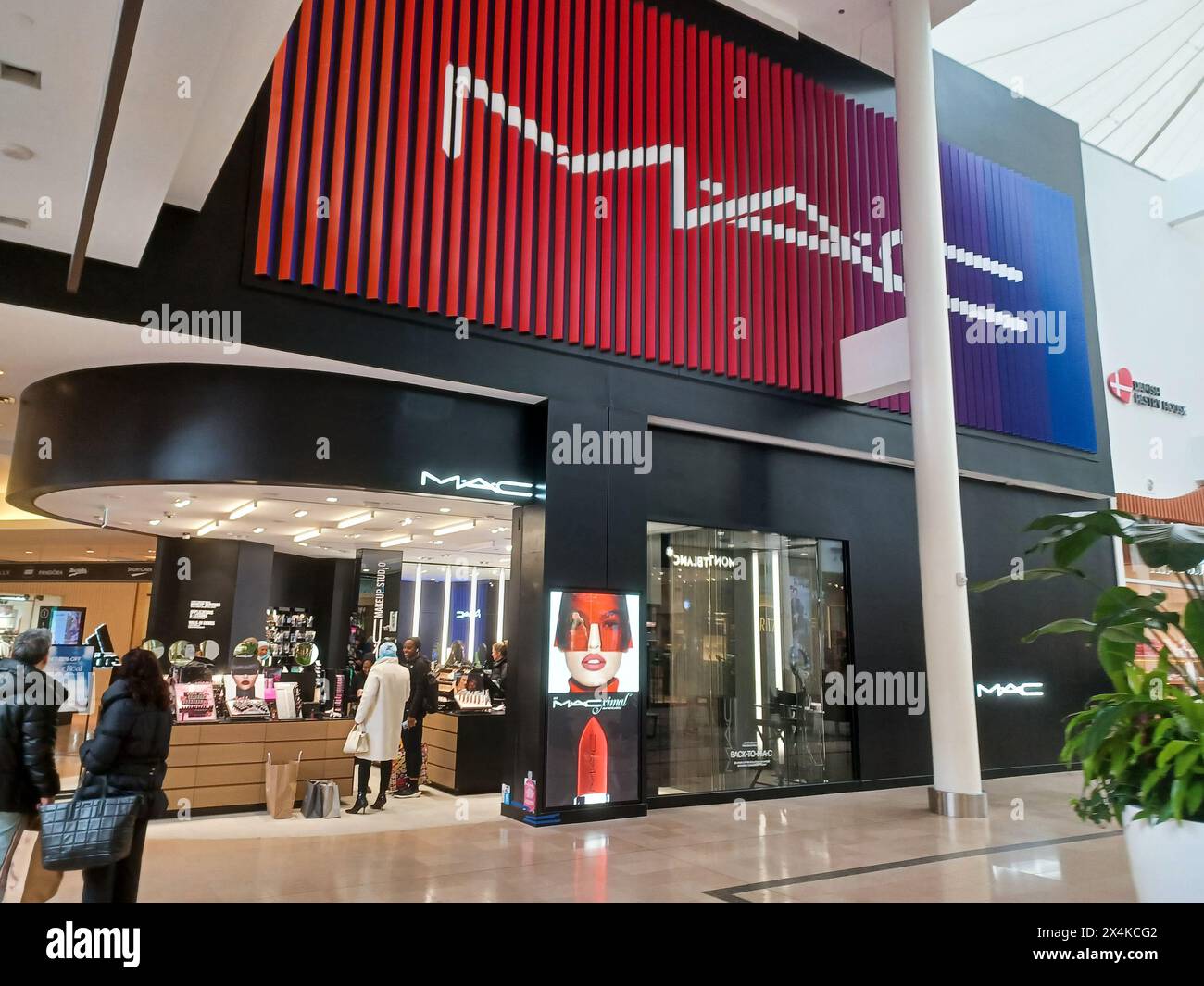 Mac Cosmetics Store Times Square