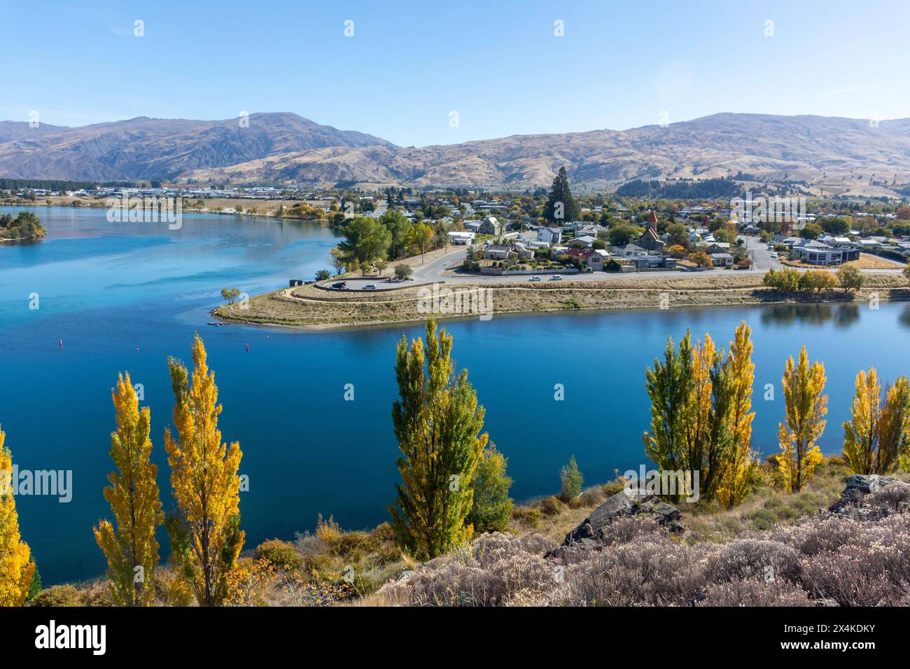 Old town in autumn from The Bruce Jackson Lookout, Cromwell, Central ...