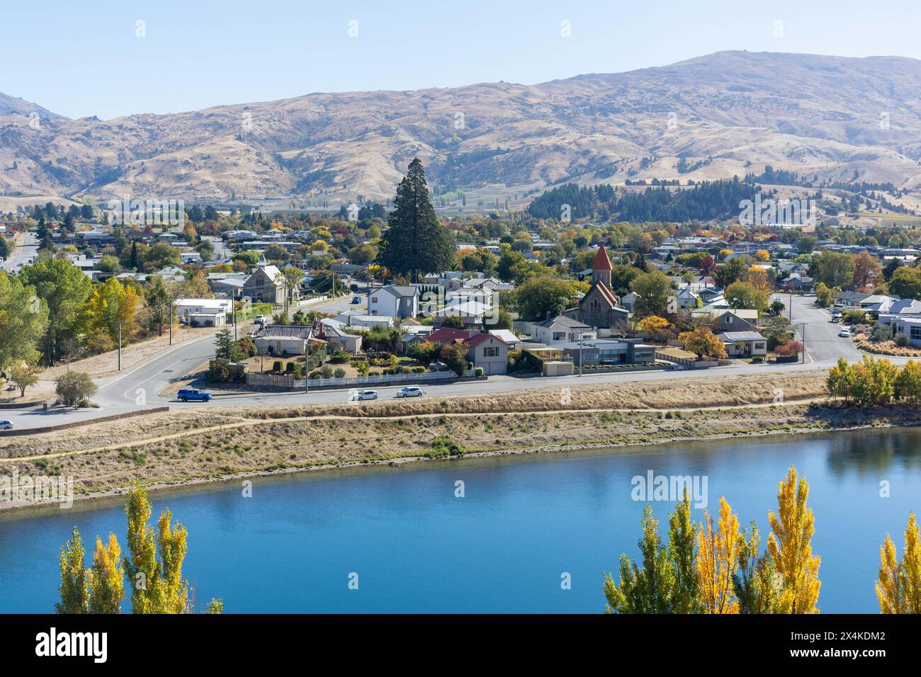 Old town in autumn from The Bruce Jackson Lookout, Cromwell, Central ...