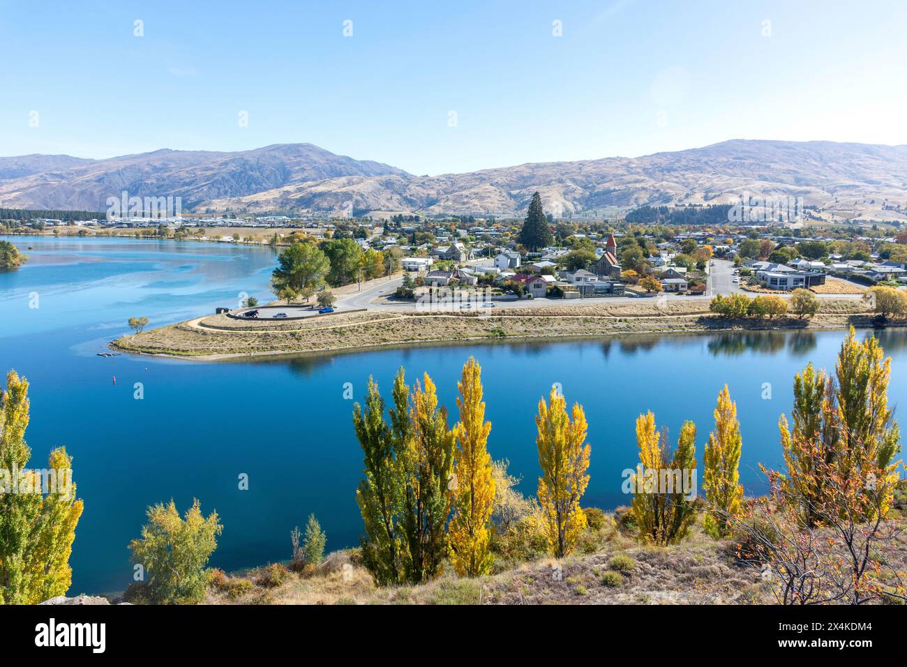 Old town in autumn from The Bruce Jackson Lookout, Cromwell, Central ...