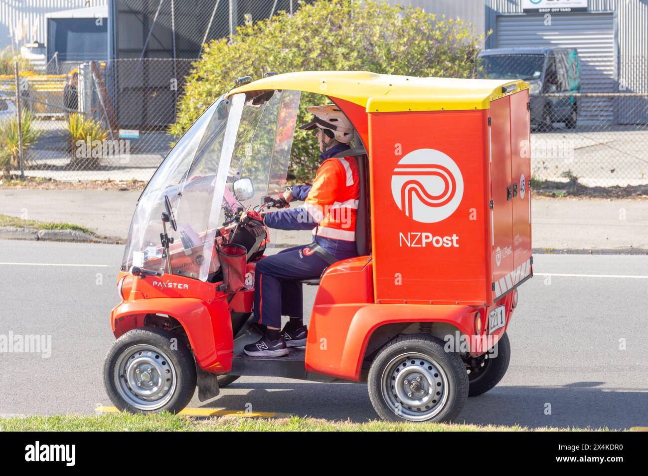 NZ Post electric vehicle, Port Hills Road, Hillsborough, Christchurch ...