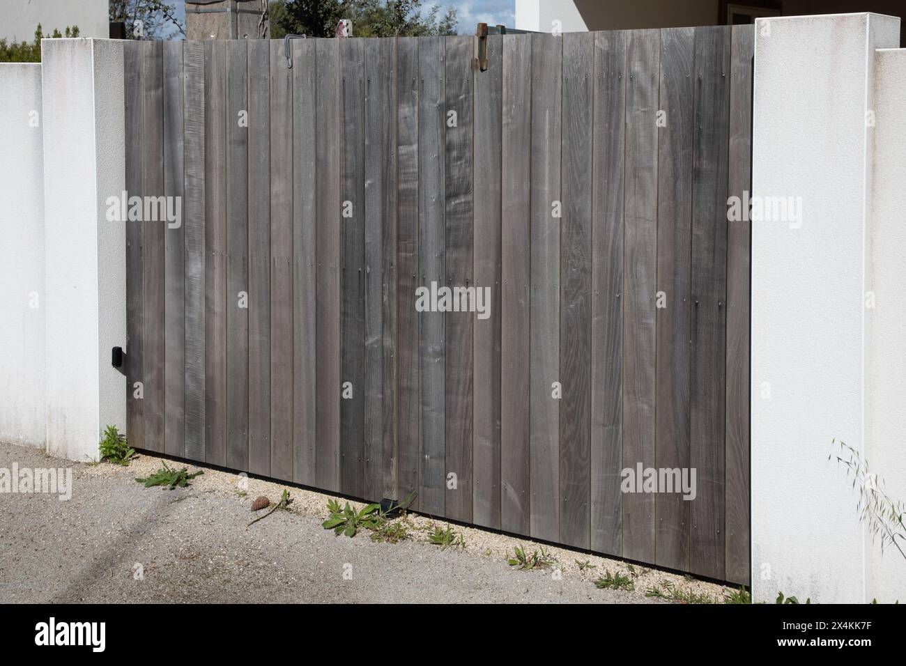 portal high wooden gate facade in street view outdoor home door ...