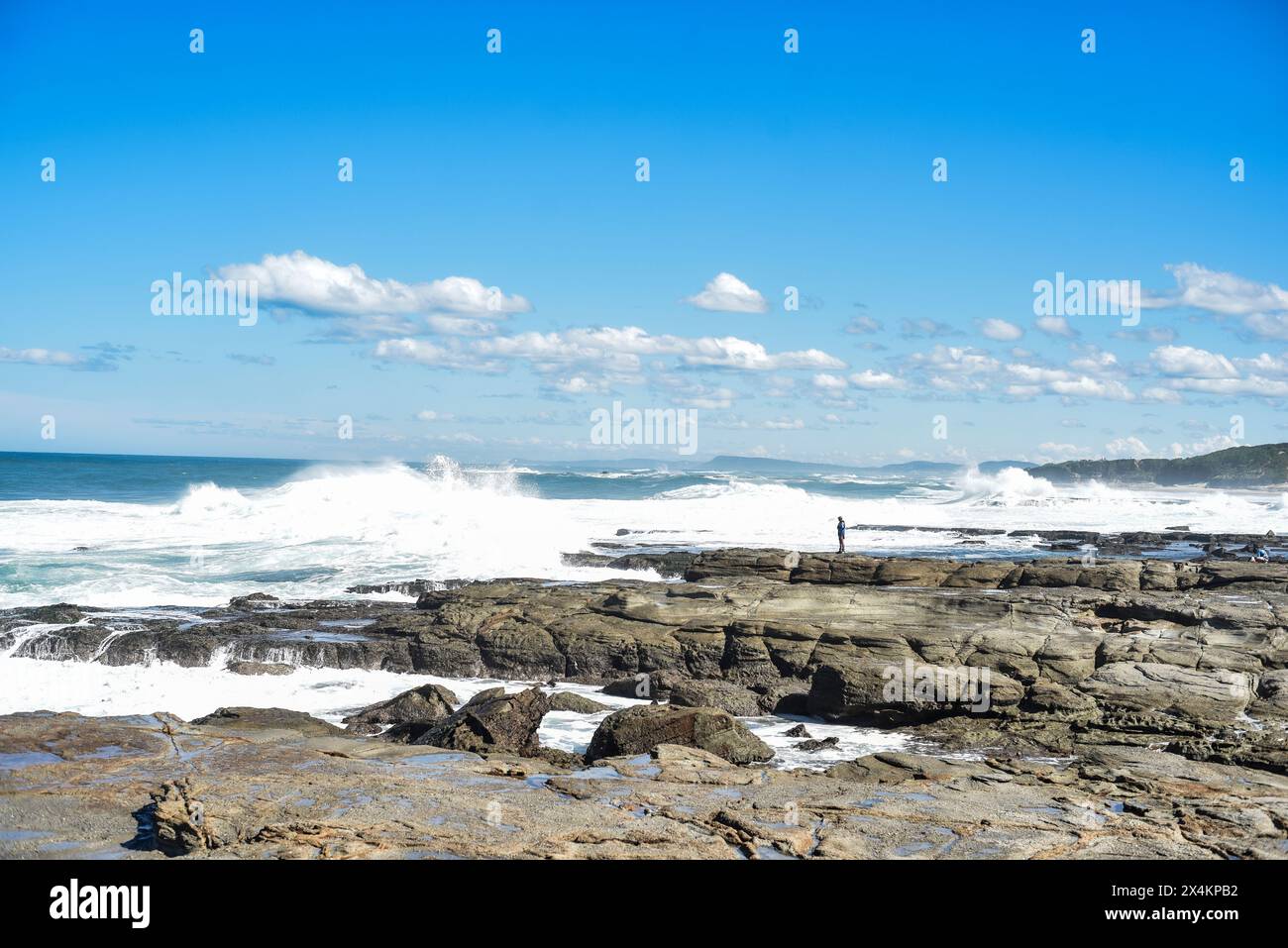Huge waves breaking rocky beach hi-res stock photography and images - Alamy