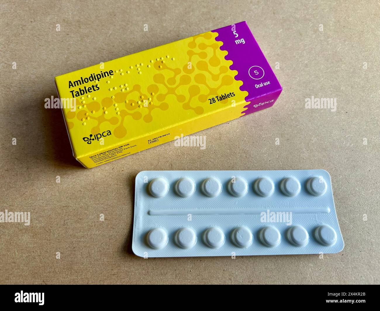 Amlodipine besylate tablets Stock Photo - Alamy